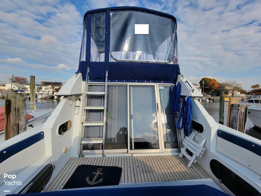 1989 Carver 3067 Santego Power Boats, Express Cruisers For Sale in ...
