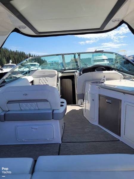 2019 Regal 33 Express Power Boats, Express Cruisers For Sale in Cda, Idaho